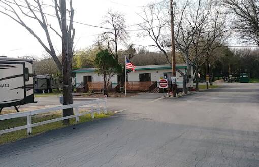 ABC RV Park | 271 Kitty Hawk Rd, Universal City, TX 78148 | MHBO.com