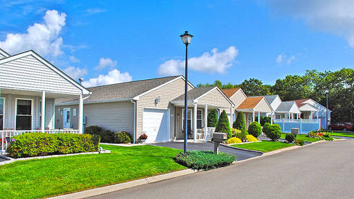 Bunker Valley MHC | 1 Sunflower Drive, Bohemia, NY 11716 | MHBO.com