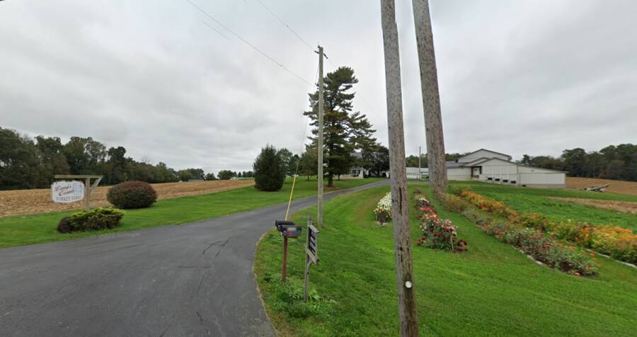 Loag's Corner | RR 82 & 345, Elverson, PA 19520 | MHBO.com