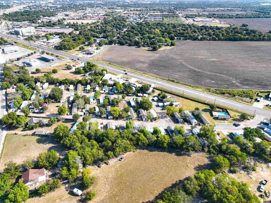 Alta Vista North MHC | 2601 Robinson Dr, Waco, TX 76706 | MHBO.com