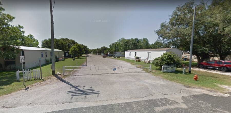 Country Way Village 503 W Lower Line St La Grange TX 78945 MHBO