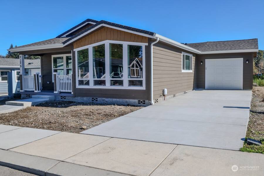 Crystal Mountain MHC | 2047 Roosevelt Ave. East, Enumclaw, WA 98022 ...