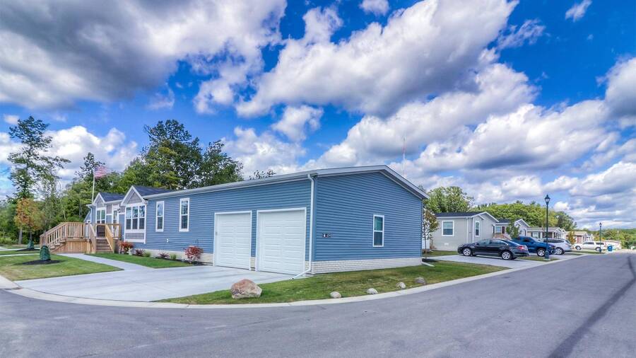 Cider Mill Crossings| 5 Homes Available | 9900 Townsquare Boulevard ...