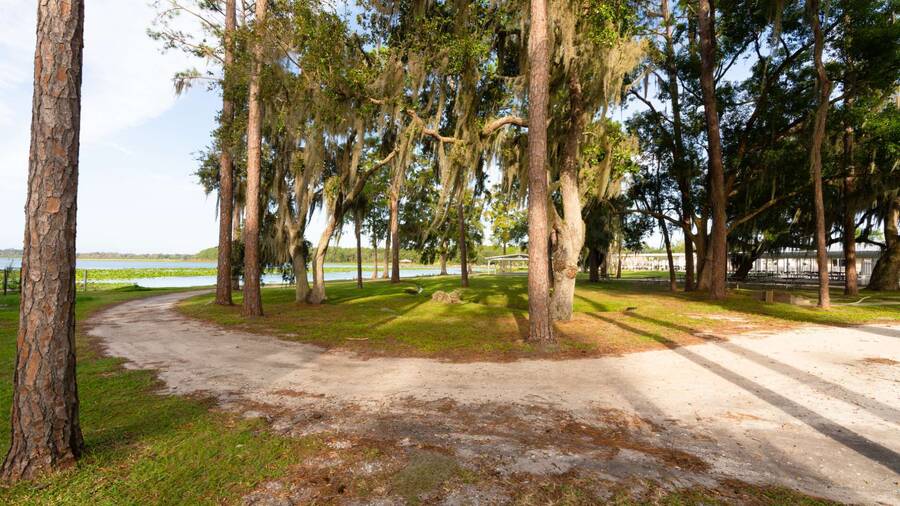 Buttonwood Bay RV Resort| 18 Homes Available | 10001 U.S. 27 South ...