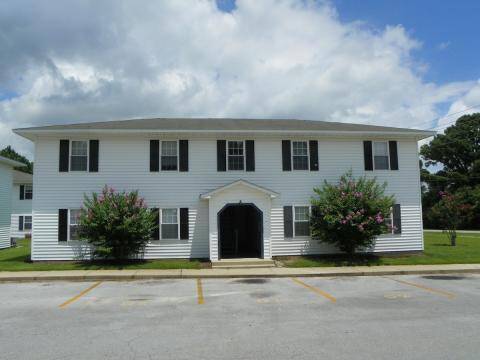 Holiday City | 553 Corbin Street, Jacksonville, NC 28546 | MHBO.com