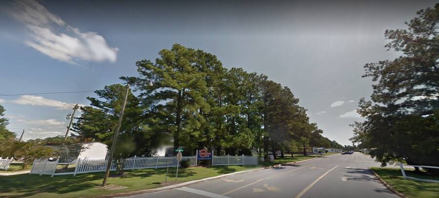 Holiday City | 553 Corbin Street, Jacksonville, NC 28546 | MHBO.com