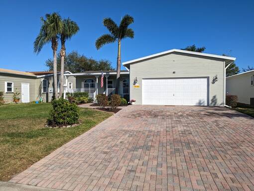 Park Place| 24 Homes Available | 1001 West Lakeview Drive, Sebastian ...