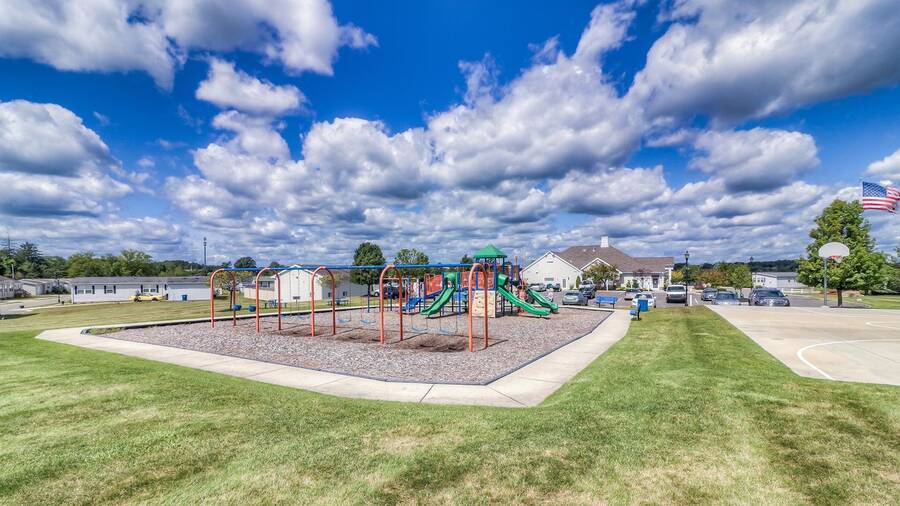 Cider Mill Crossings| 7 Homes Available | 9900 Townsquare Boulevard ...