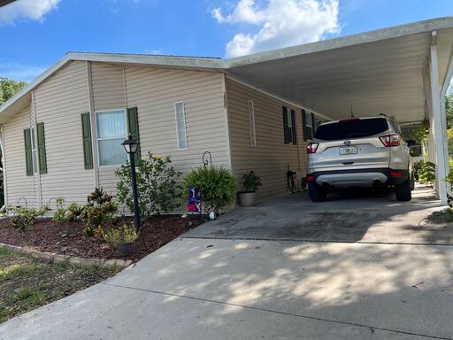 Strawberry Ridge Village| 14 Homes Available | 3419 State Road 60 East ...