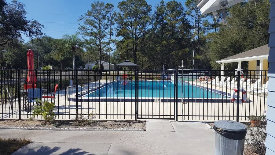 Blue Parrot RV Resort| 4 Homes Available | 40840 County Road 25, Lady ...
