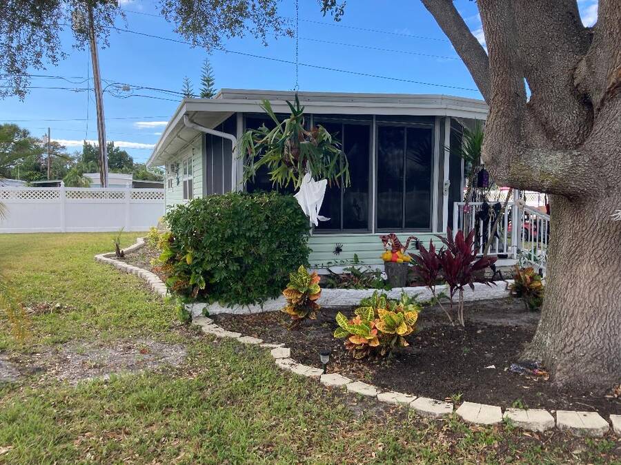 Club Chalet Mobile Home Park | 7880 54th Avenue North, Saint Petersburg ...
