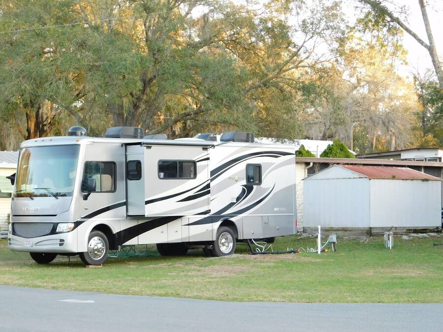 Blue Parrot RV Resort| 4 Homes Available | 40840 County Road 25, Lady ...