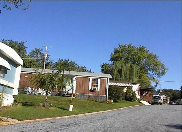 Valley View Community | 1 Valley View Rd, Birdsboro, PA 19508 | MHBO.com