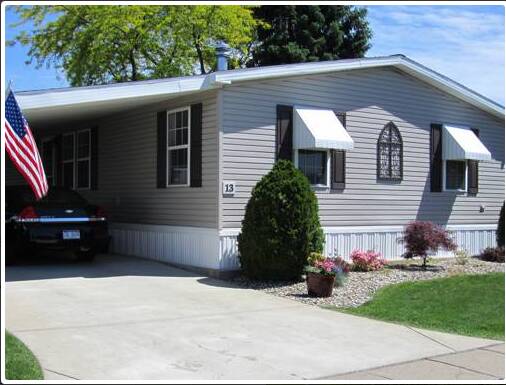 Lakeshore Estates | 3017 Johnson Road, Stevensville, MI 49127 | MHBO.com